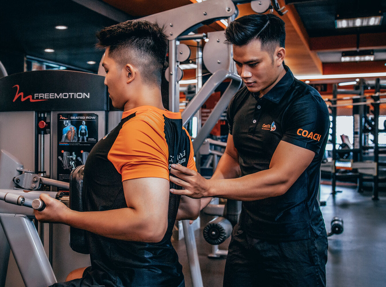 Học nghề PT Gym ở đâu? Học PT Gym bao nhiêu tiền? - Getfit Academy